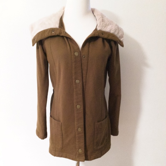 Merona | Jackets & Coats | Pre Merona Snapup Faux Fur Collar Coat ...